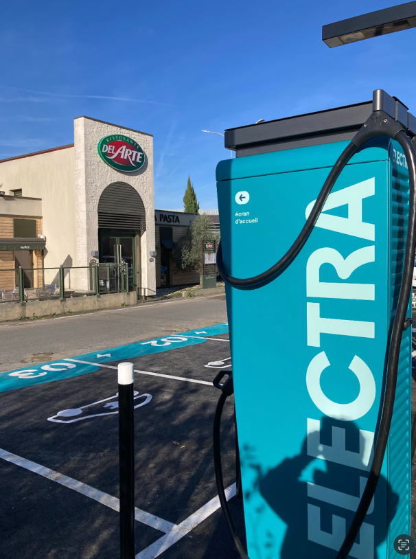 Bornes de recharges élétriques rapides : le rennais Le Duff s'associe ...